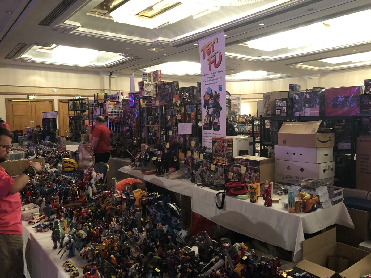 TFNation 2018 recap. Robots, Comics, Bush, Rum. – Toybox Soapbox