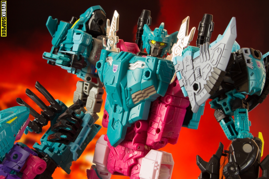 Review: Transformers Generations Selects Seacons – Yes, ALL 6 Of Them ...